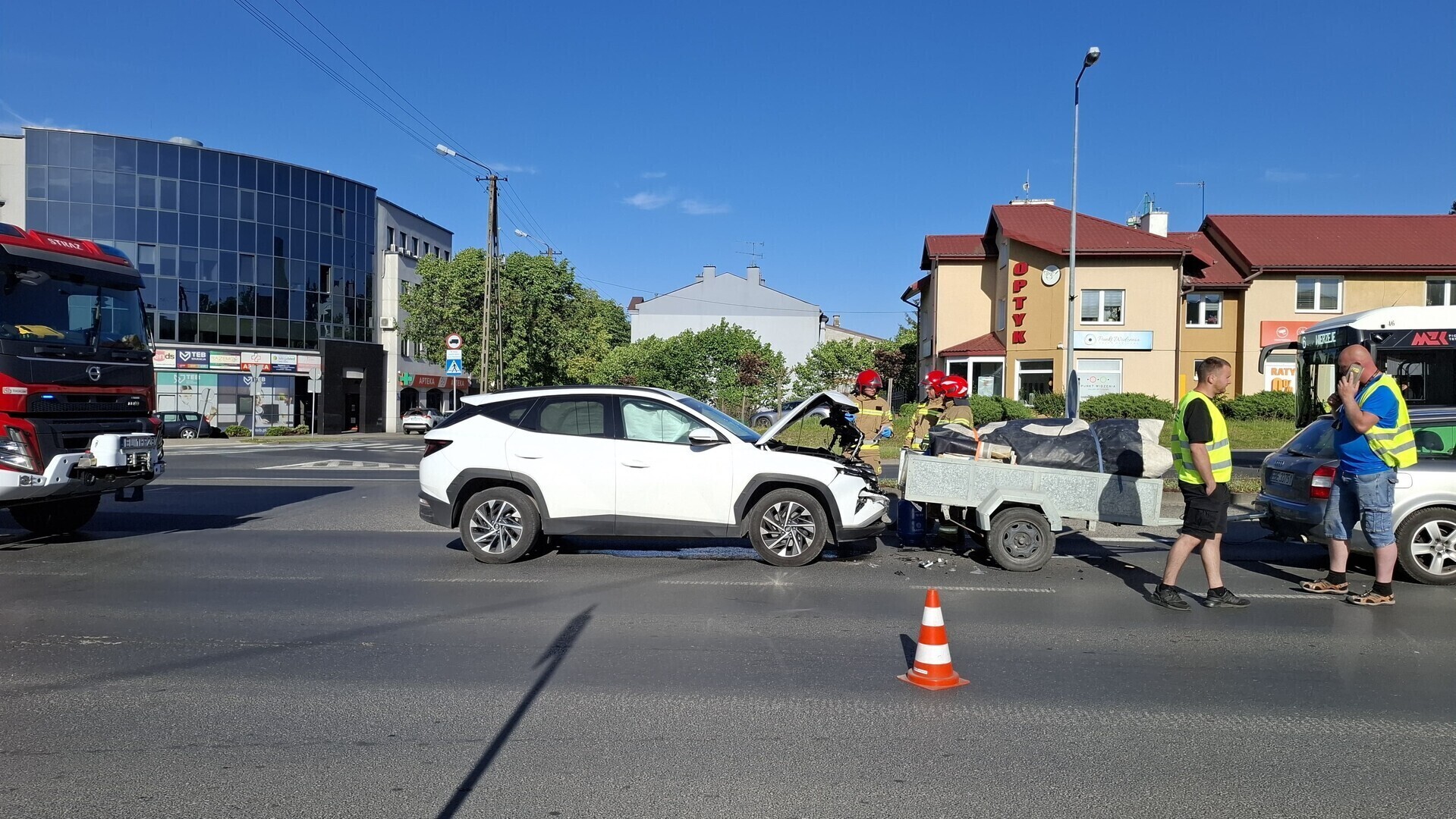 Wypadek na Armii Krajowej. Rozszczelniła się butla z gazem - ePiotrkow.pl